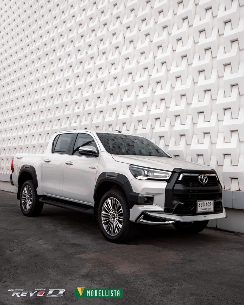 เรียบหรู ทรงพลัง Hilux Revo-D Prerunner พร้อมชุดแต่ง Modellista 🚗 ...